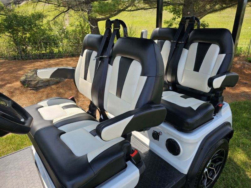 2025 Evolution D5 Ranger Lsv Lithium Electric Four Seater Forward Stre ...
